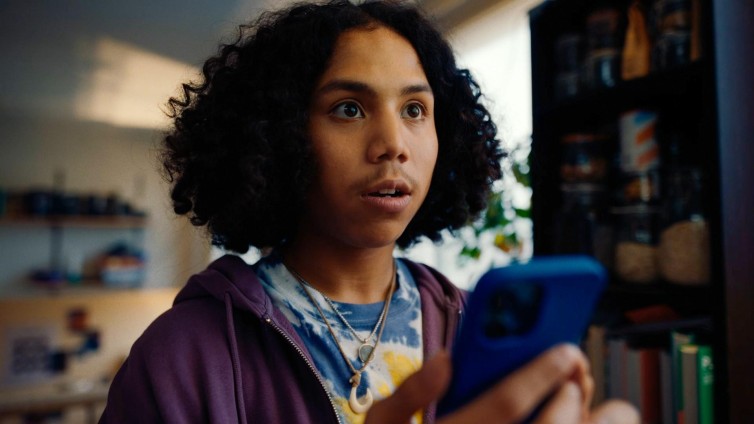 Roorda kiest voor humor om jongeren NL-Alert serieus te laten nemen